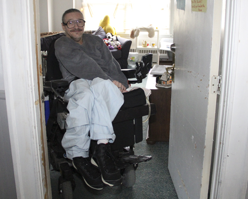 Reeves Apartments tenants given more time | News, Sports, Jobs ...